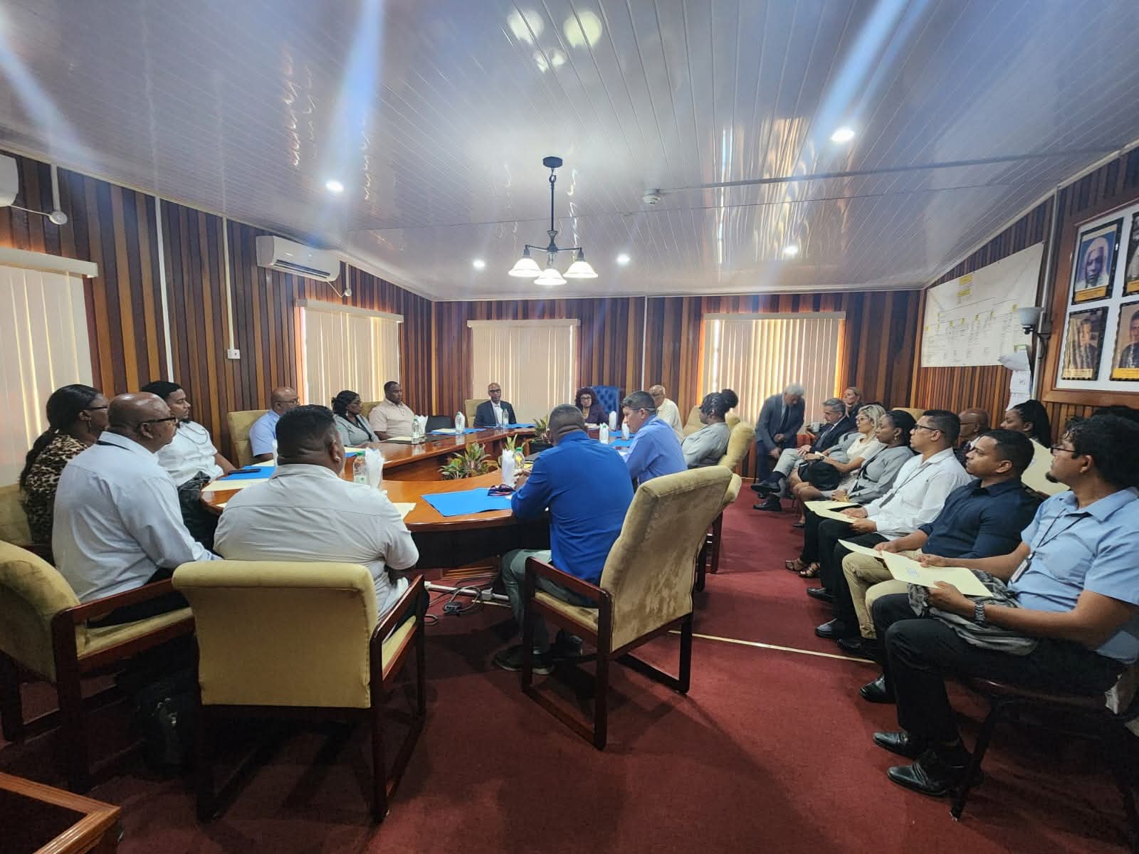 Returning officers, supernumerary returning officers take oath of ...